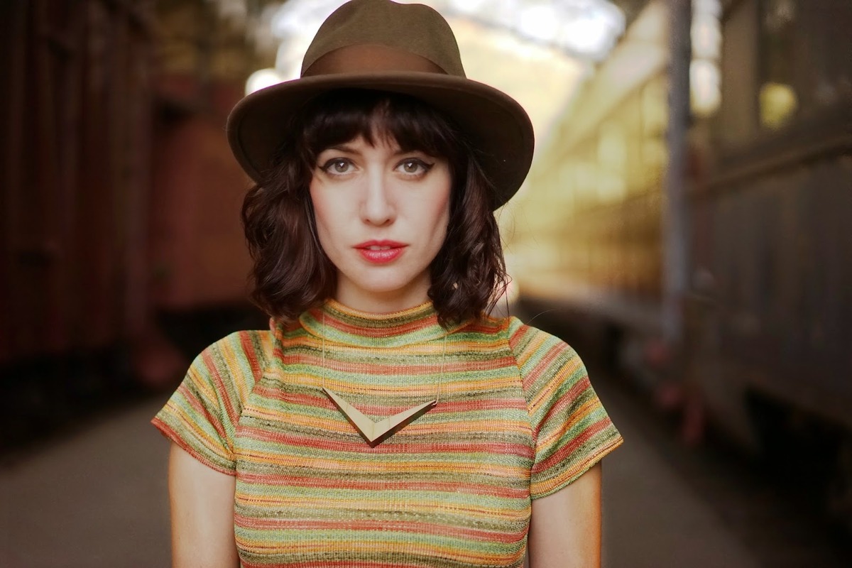 Life & Looks | emmahollanddenvir